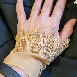 Hand Crafted | Accessories | Vintage Lace Dickey And Cuffs 95s | Poshmark